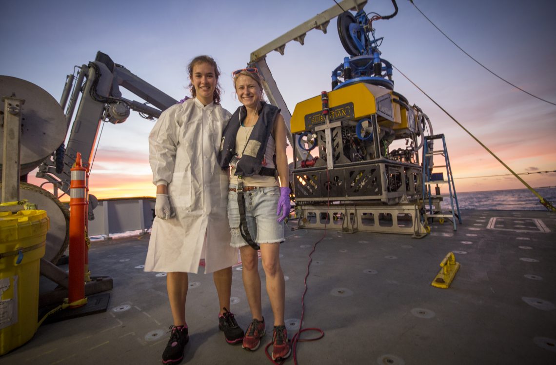 Secrets of the Ocean's Most Abundant Molecule - Schmidt Ocean Institute