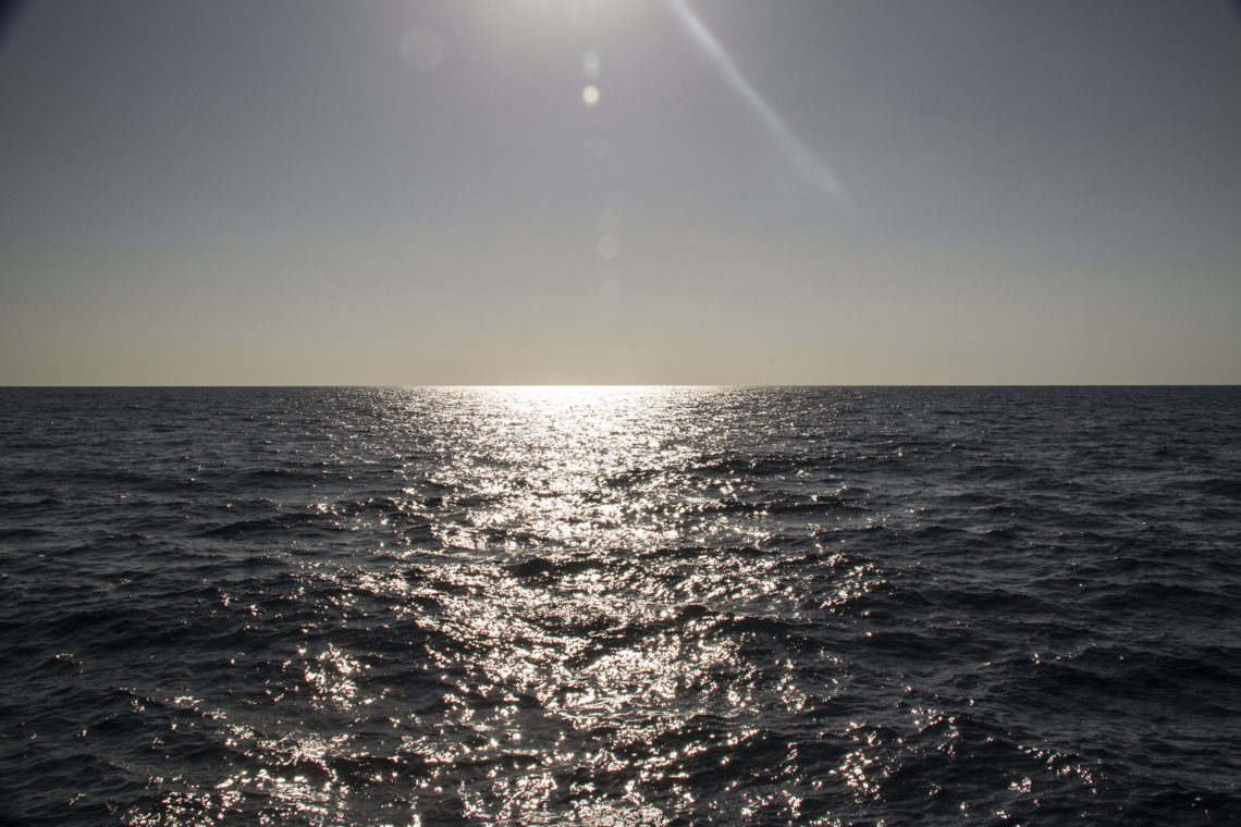 Sea Surface Microlayer: Why? - Schmidt Ocean Institute