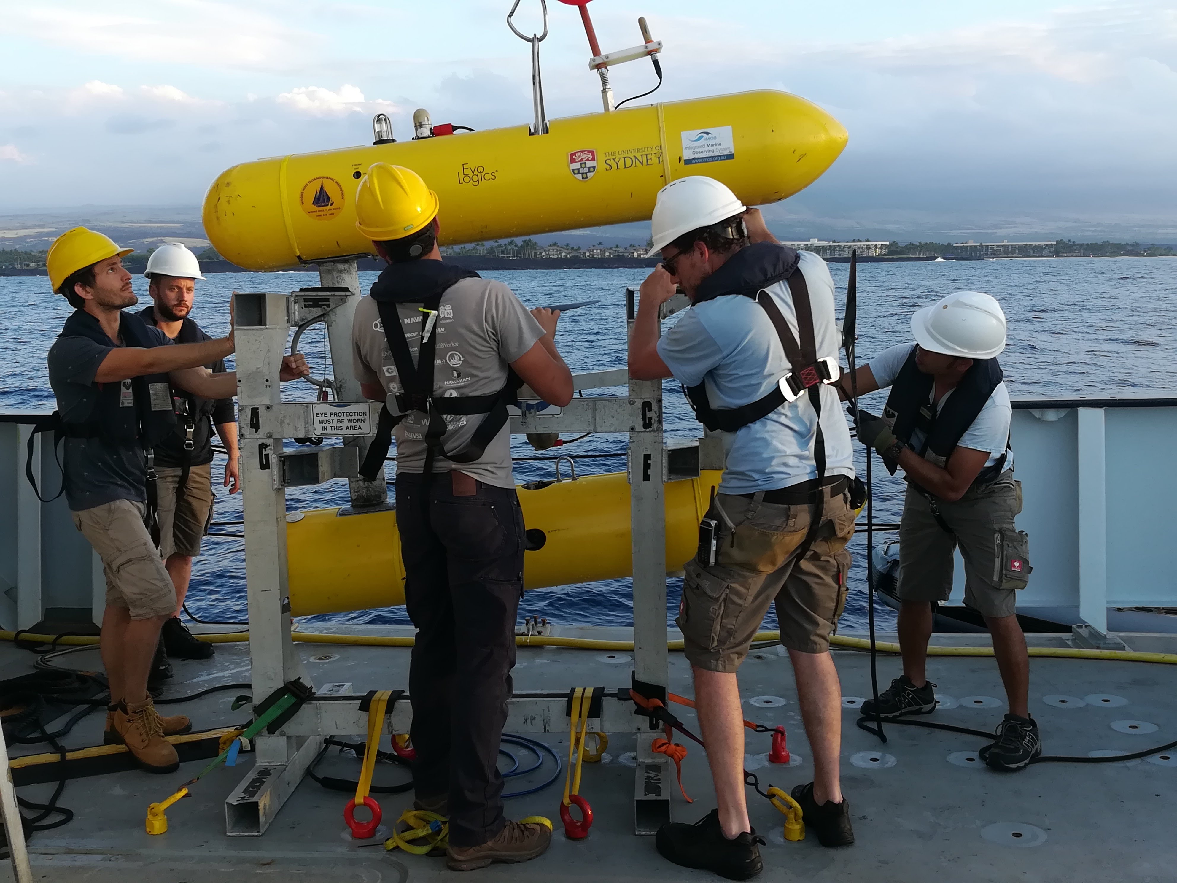 Coordinated Robotics Part 2: ʻAuʻAu Channel - Schmidt Ocean Institute
