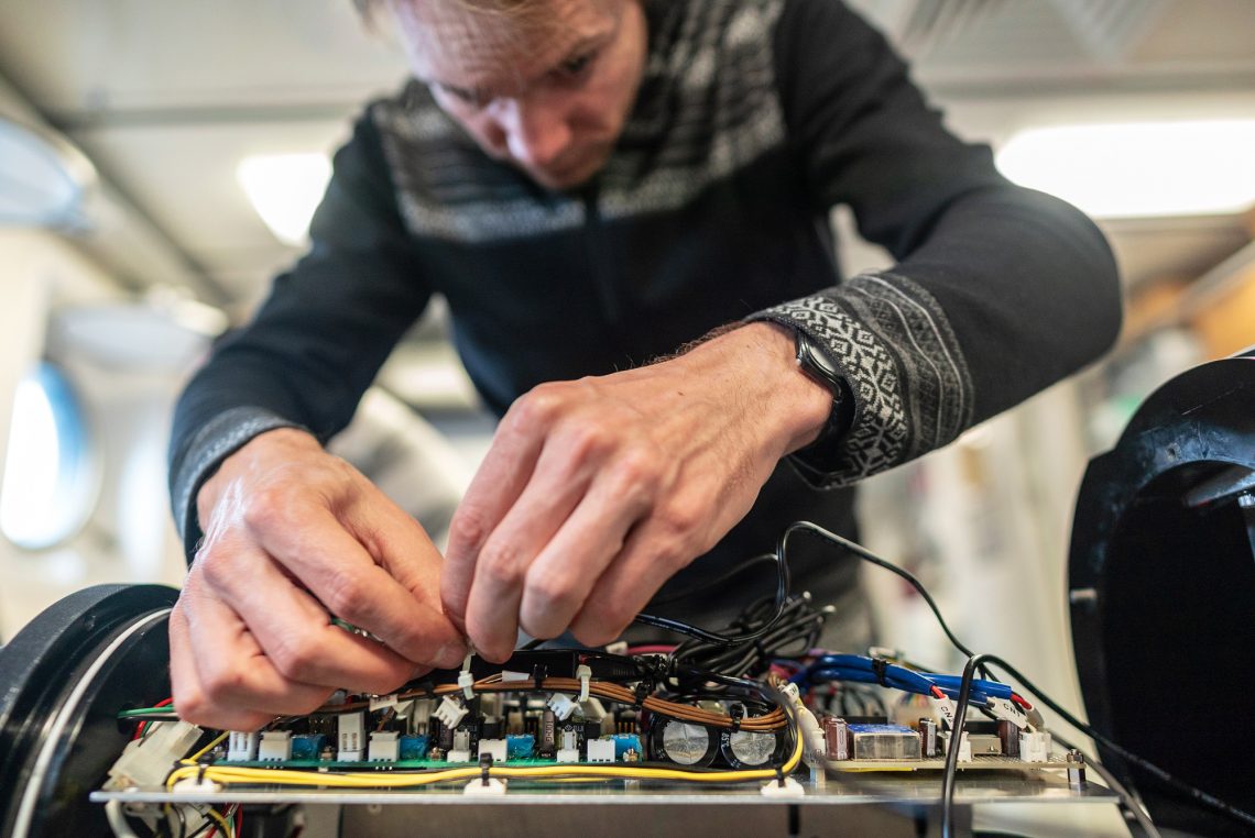 Artificial Intelligence Guides Rapid Data-Driven Exploration of ...