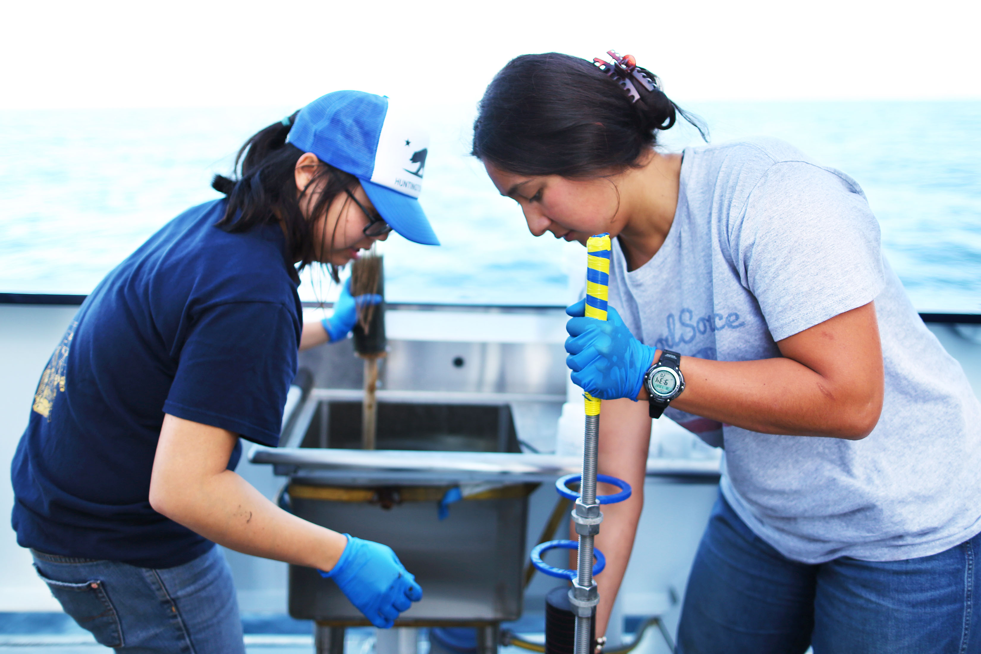 Two Paths, One Destination - Schmidt Ocean Institute