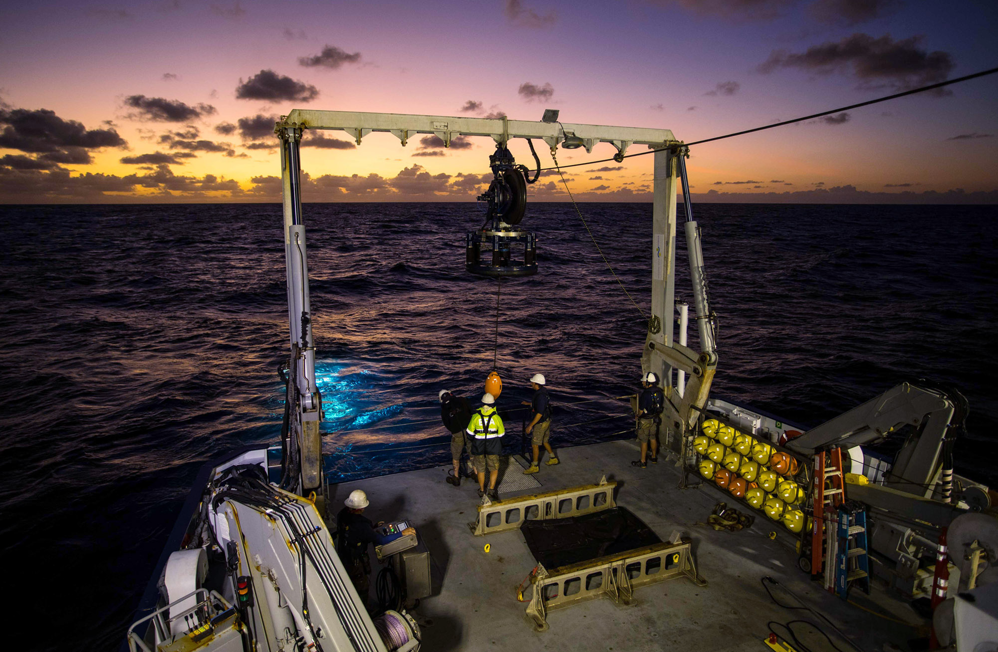 Seamounts, Canyons & Reefs of the Coral Sea - Schmidt Ocean Institute