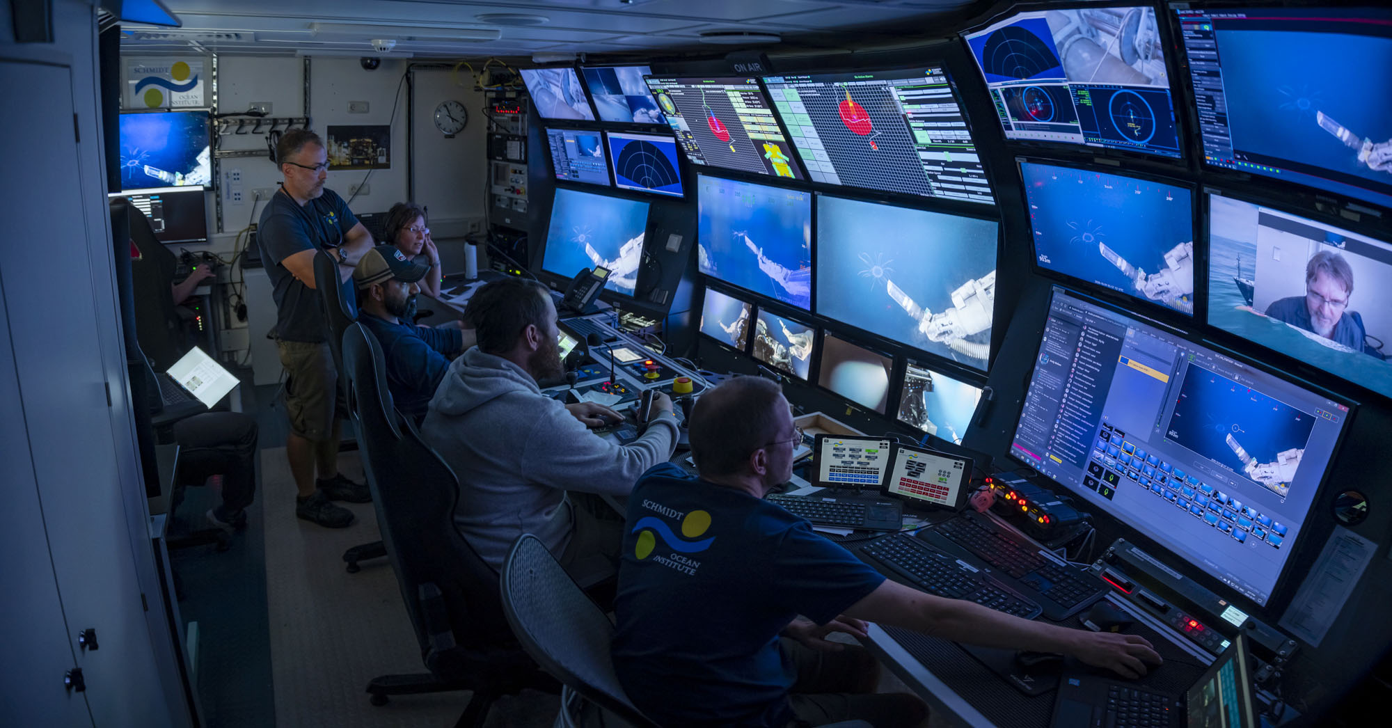 The Northern Depths of the Great Barrier Reef - Schmidt Ocean Institute