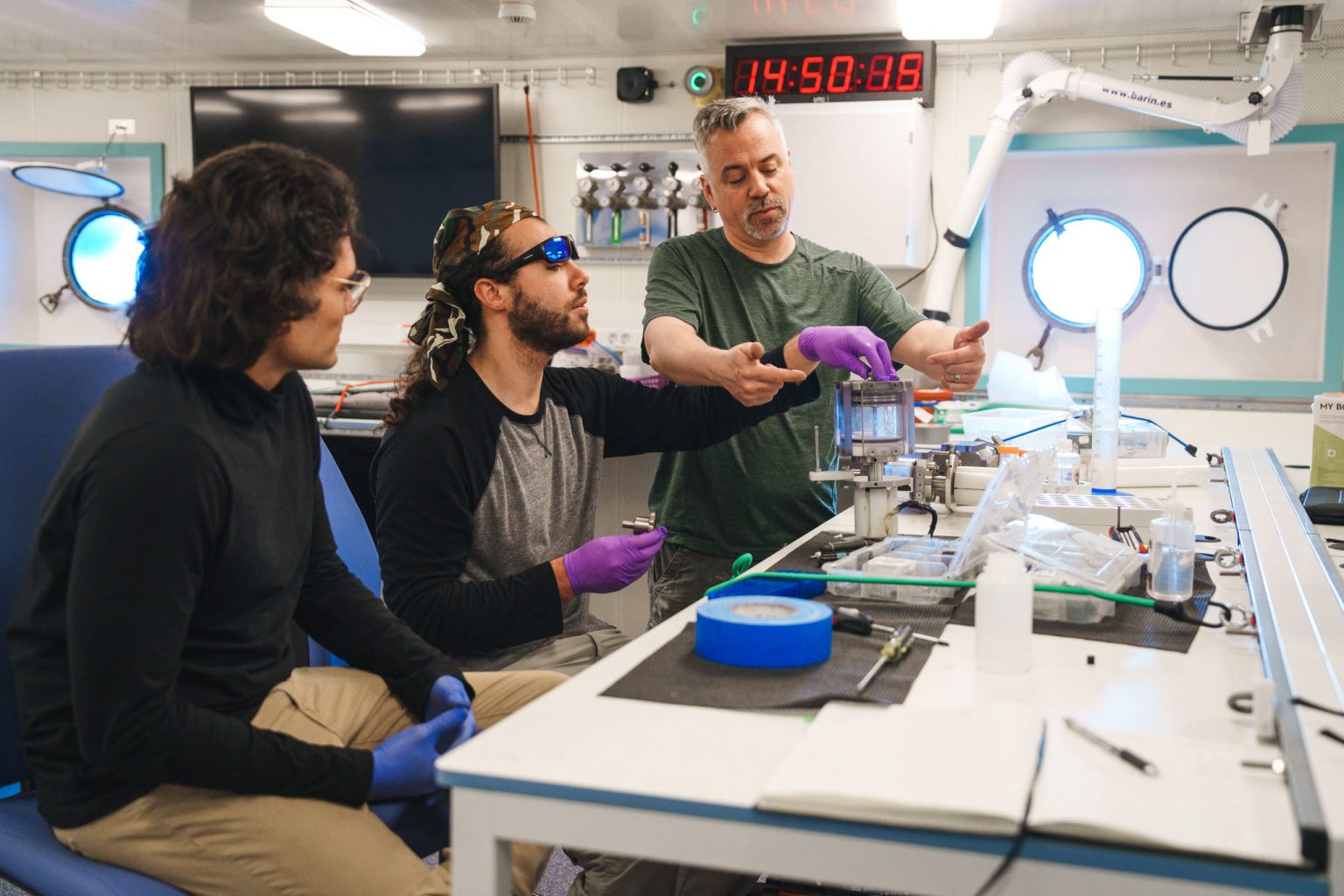 Engineering Ocean Sensors - Schmidt Ocean Institute