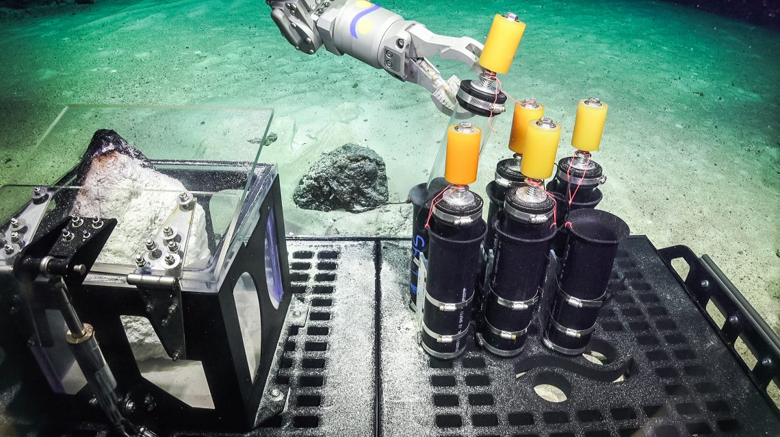One Step Closer to the Seafloor - New Underwater Robotic Vehicle Tested ...