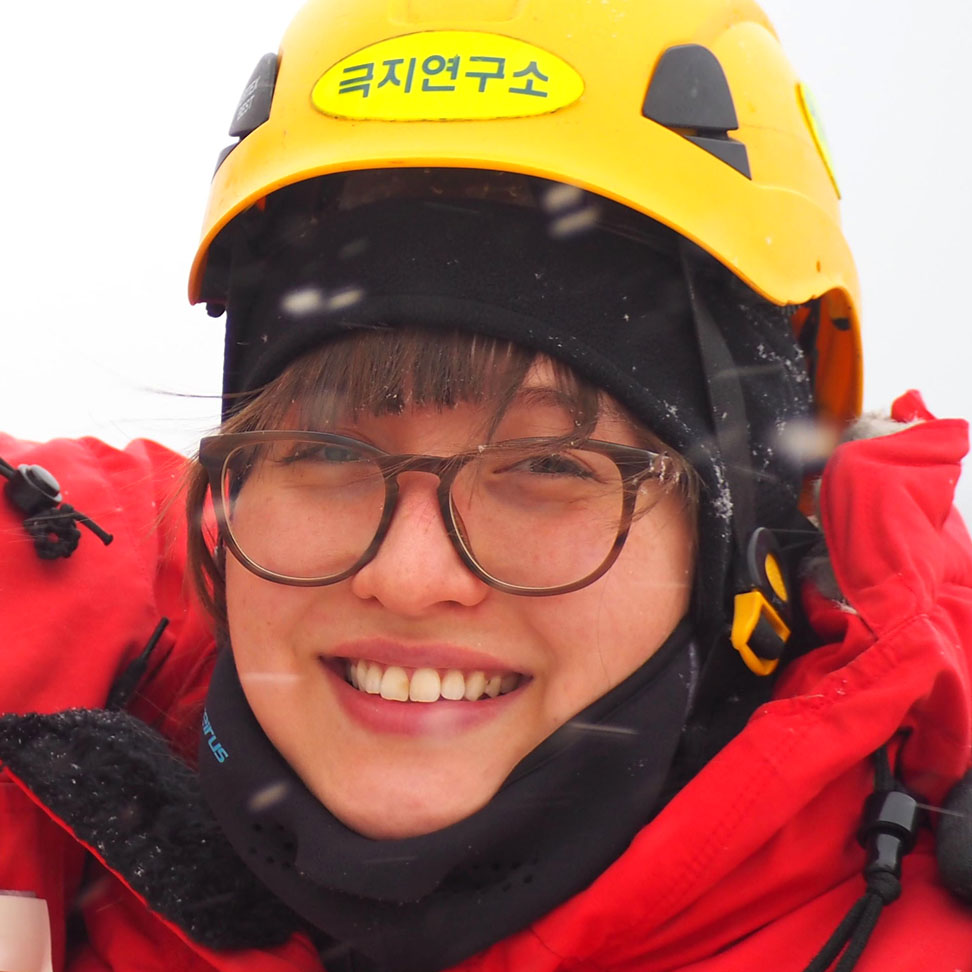 Una Miller - Schmidt Ocean Institute