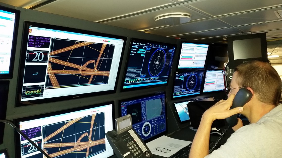 Dynamic reef environments - Schmidt Ocean Institute