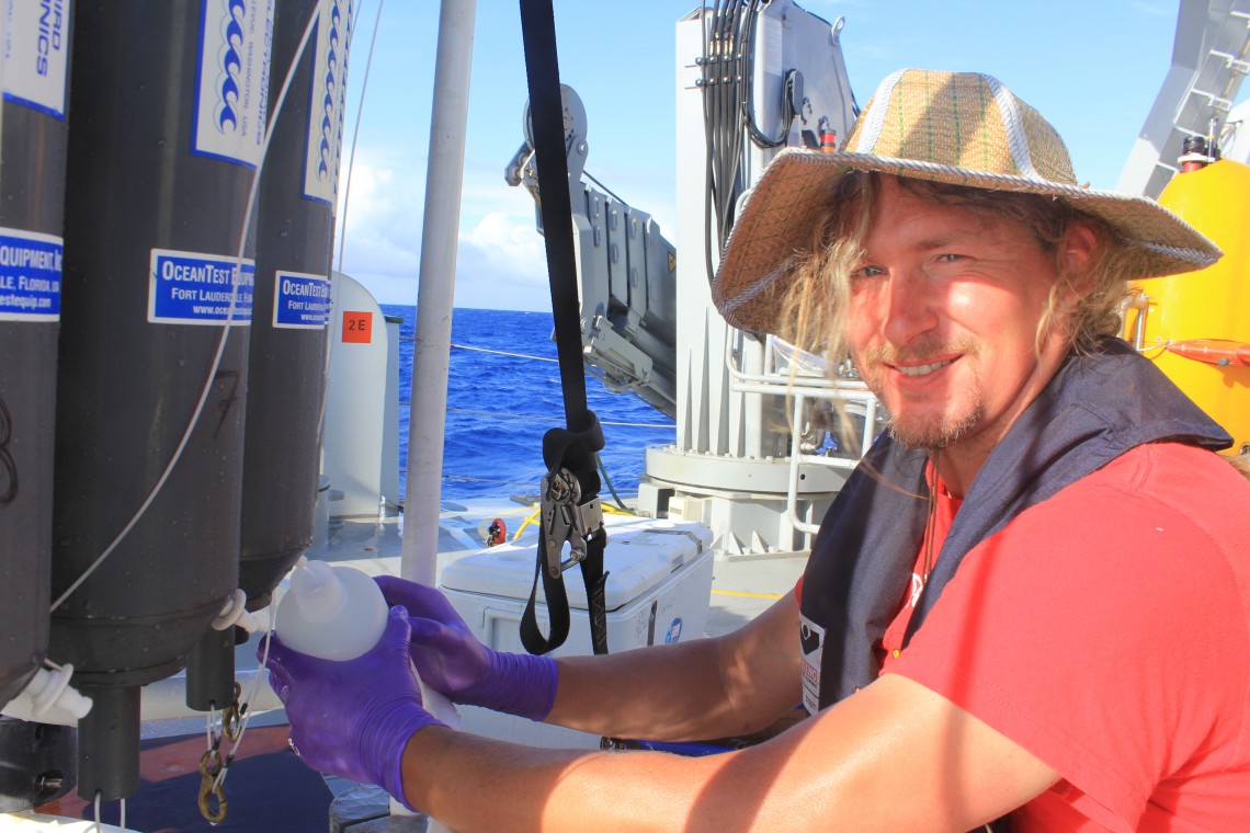 The Irons of Loihi: 2+ or 3+ Redox - Schmidt Ocean Institute