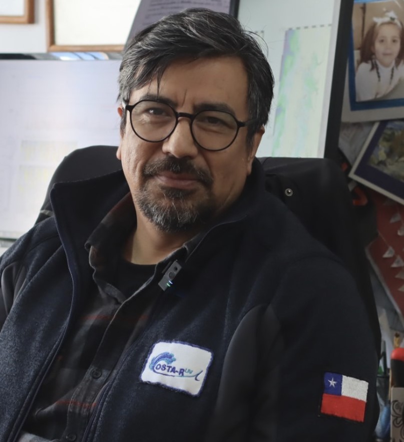 Manuel Castillo - Schmidt Ocean Institute