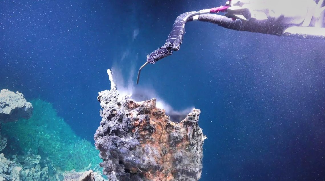 Live from R/V Falkor (too) - Schmidt Ocean Institute